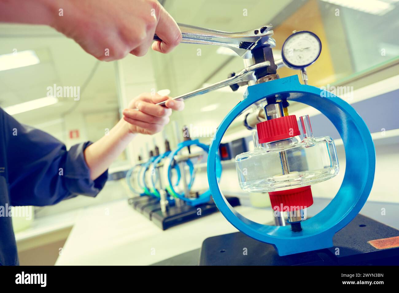 Embrittlement test. Laboratory corrosion and electrochemical. Energy ...