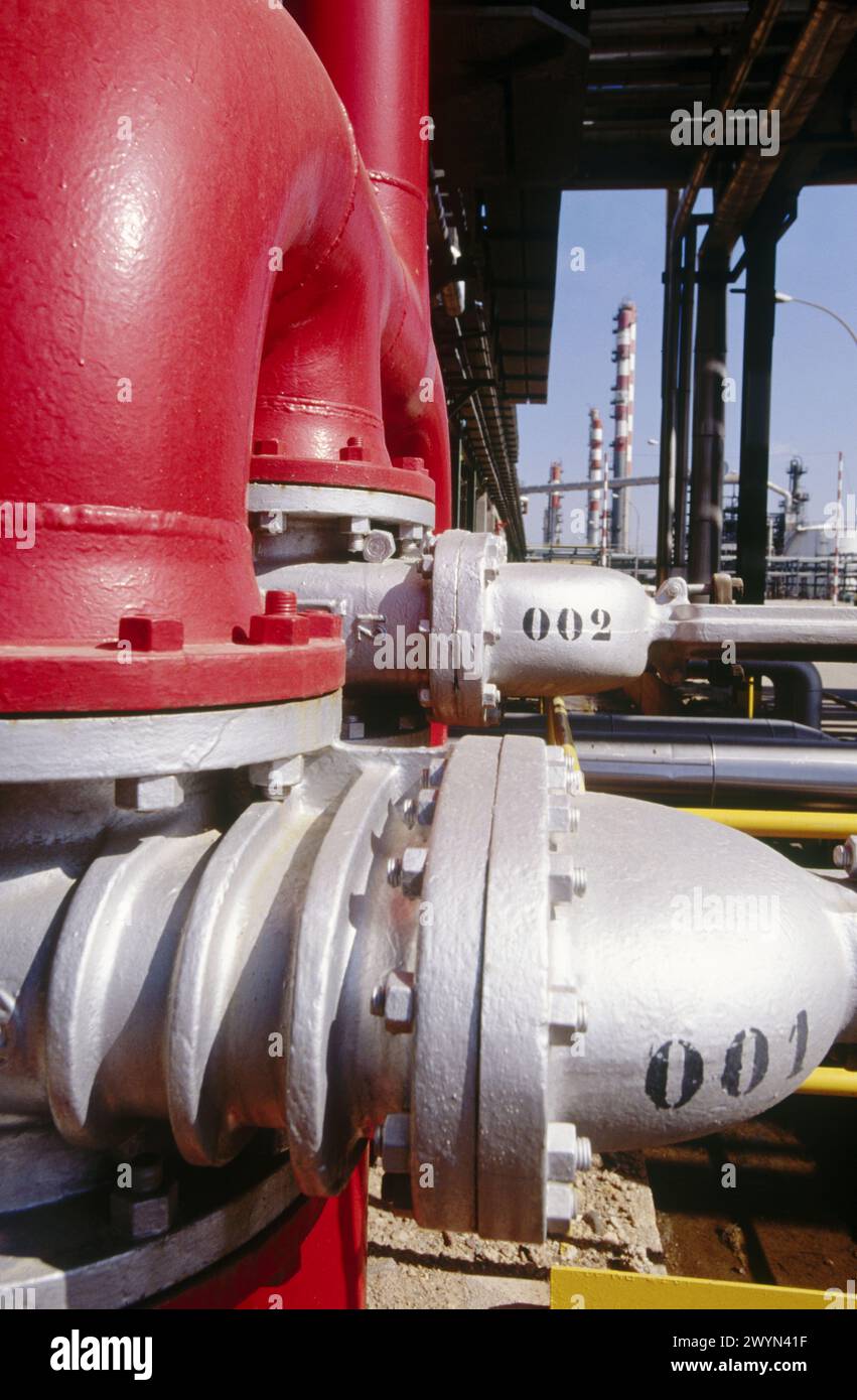 Fire prevention system pipe detail. Repsol-YPF oil refinery. Tarragona ...