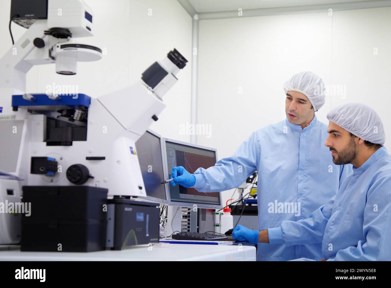 Watching polymeric nanofibers, images of Atomic Force Microscope, AFM ...