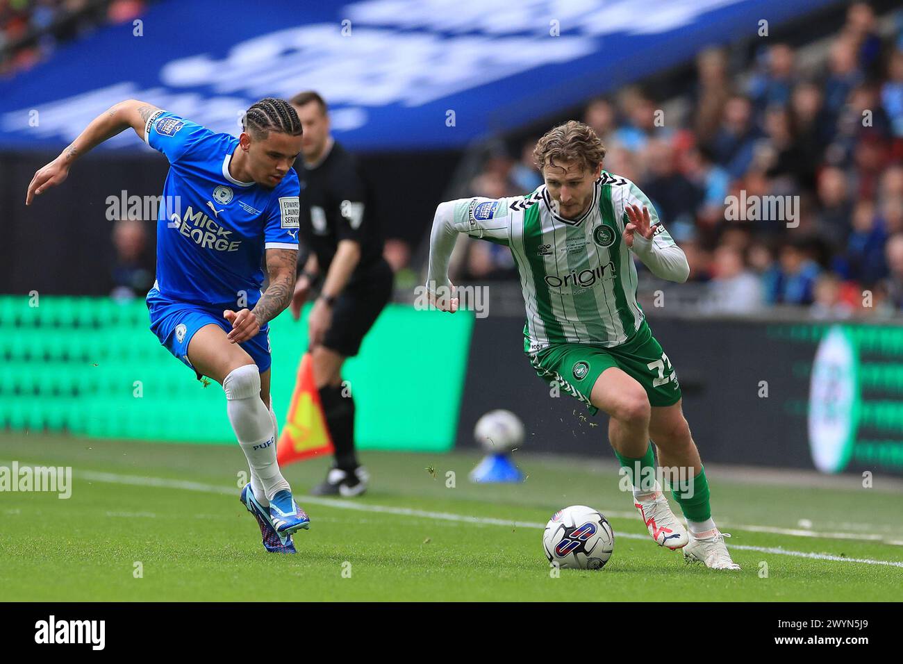 Soccer sadlier hi-res stock photography and images - Alamy