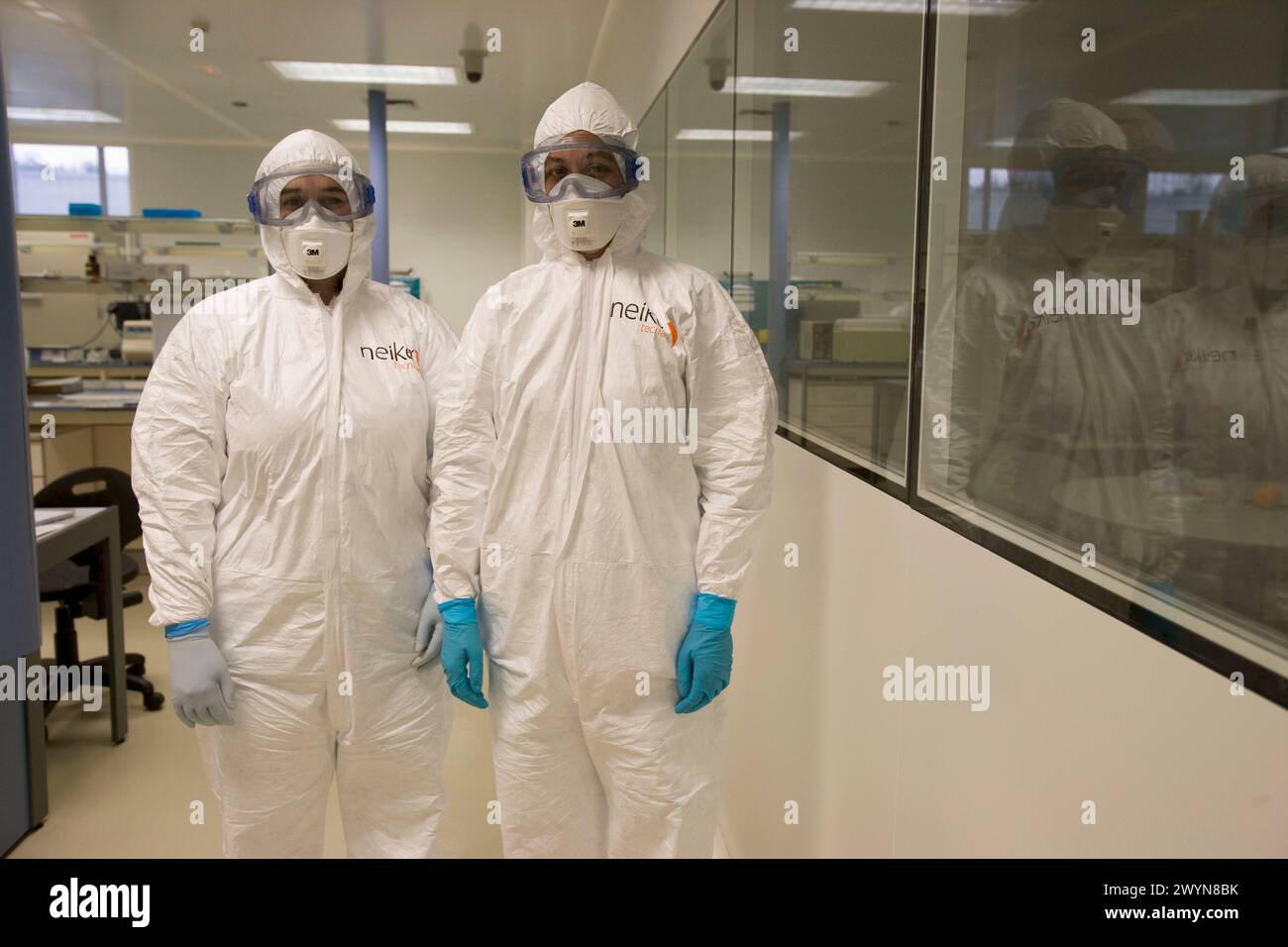 Mad cow disease and avian flu research team, Laboratory of Bio-Safety ...