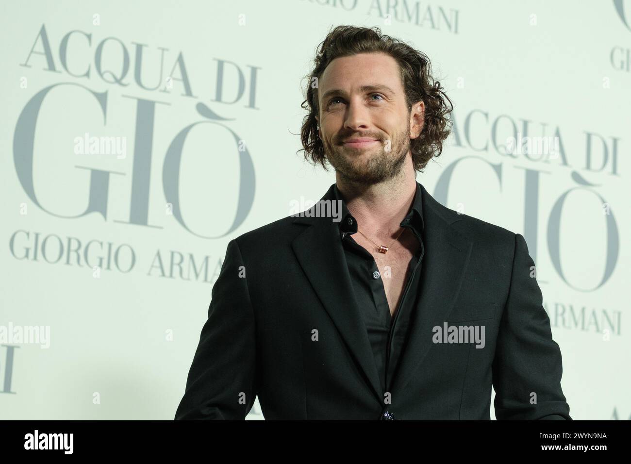 Aaron Taylor Johnson attends the Madrid photocall for "ACQUA DI GIO" By ...