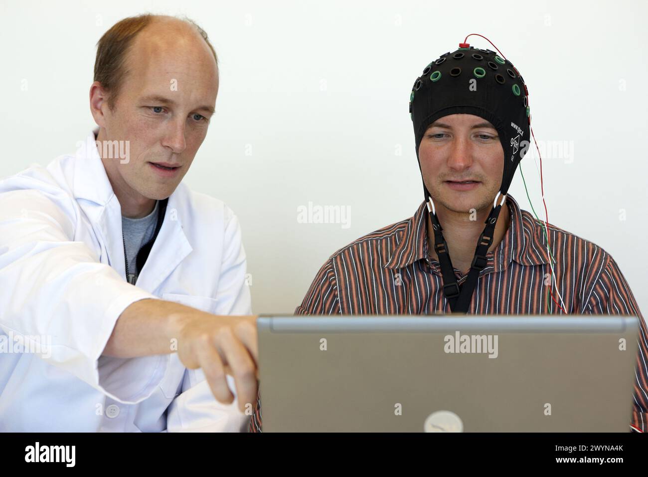 Testing a BCI (Brain-Computer Interface) developed by Health and ...