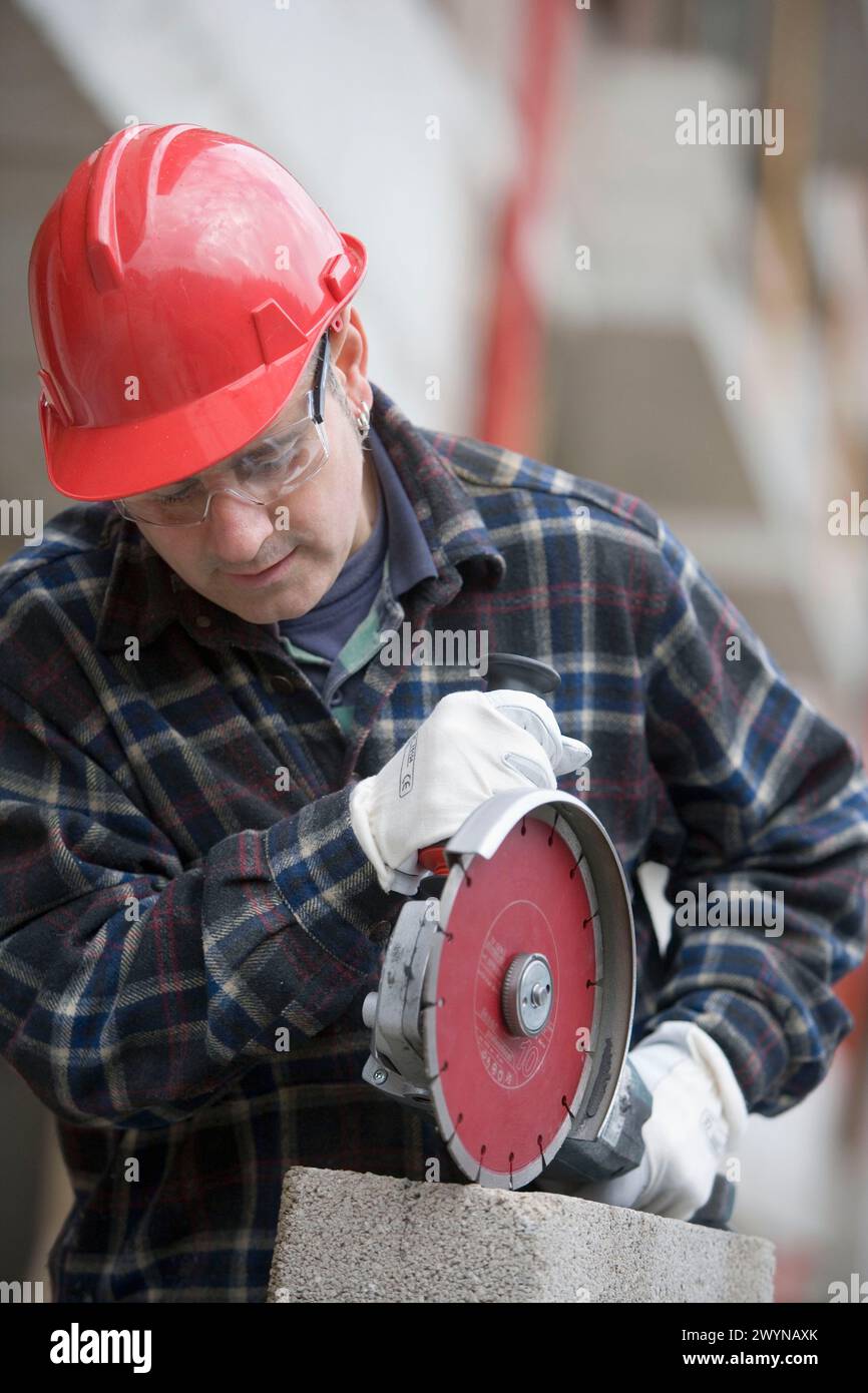 Concrete cutting machine hi-res stock photography and images - Alamy