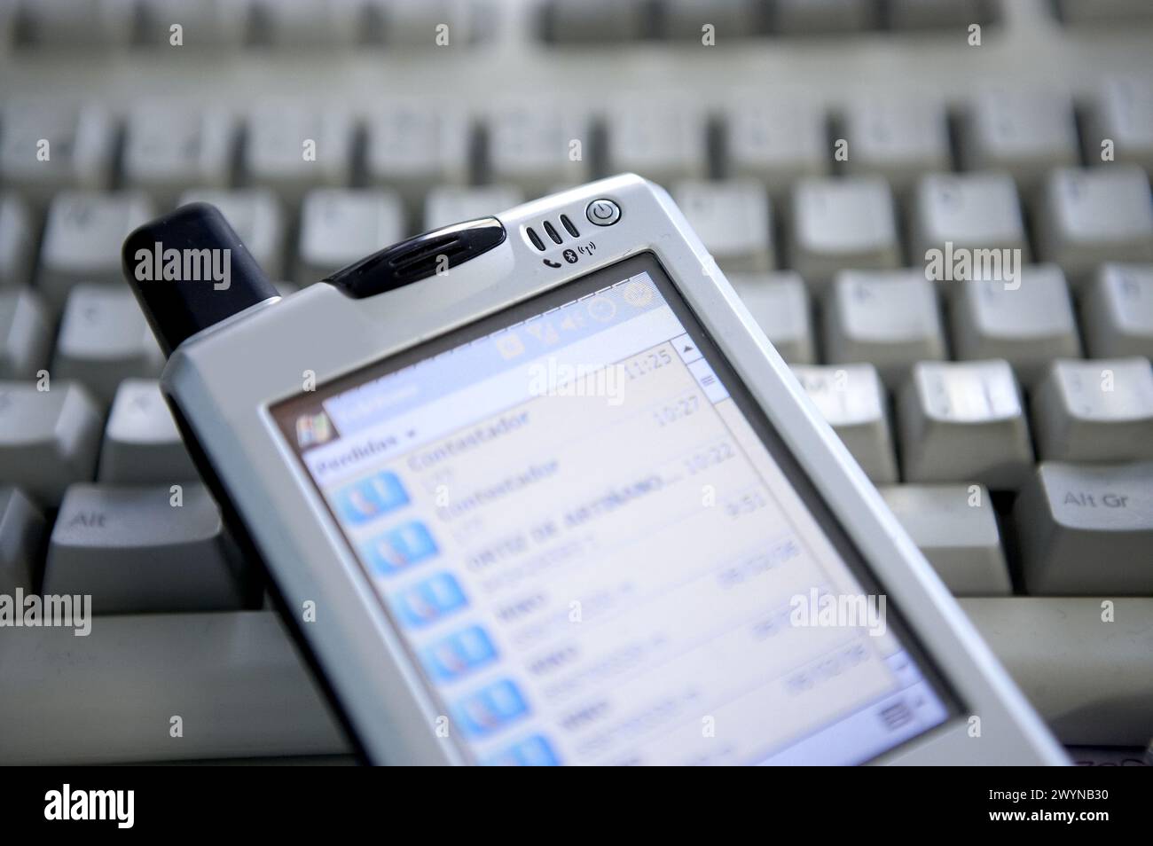 PDA and PC keyboard. Workshop for the assembly and repair of computer ...