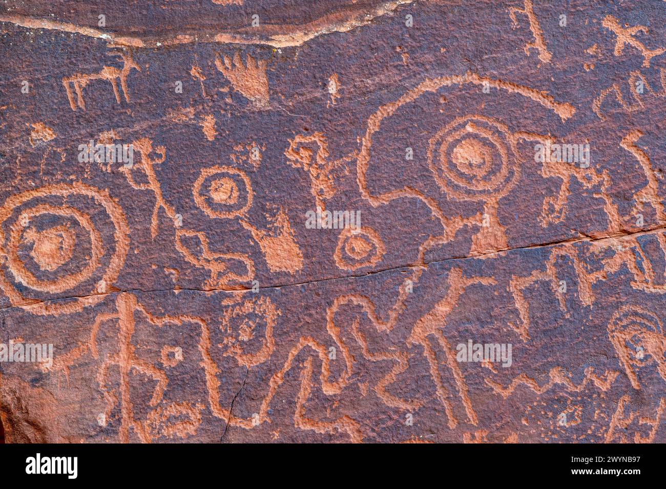 Sinagua Indian petroglyphs (1150-1400 A.D.). V-Bar-V Ranch Heritage ...