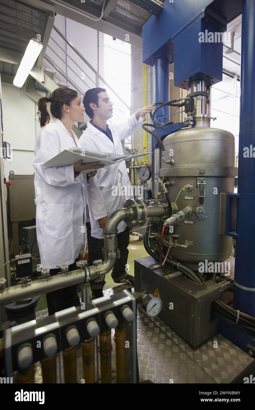 Ceramic Materials Atomization Equipment Particle Technology Aerospace Unit Fundación Inasmet