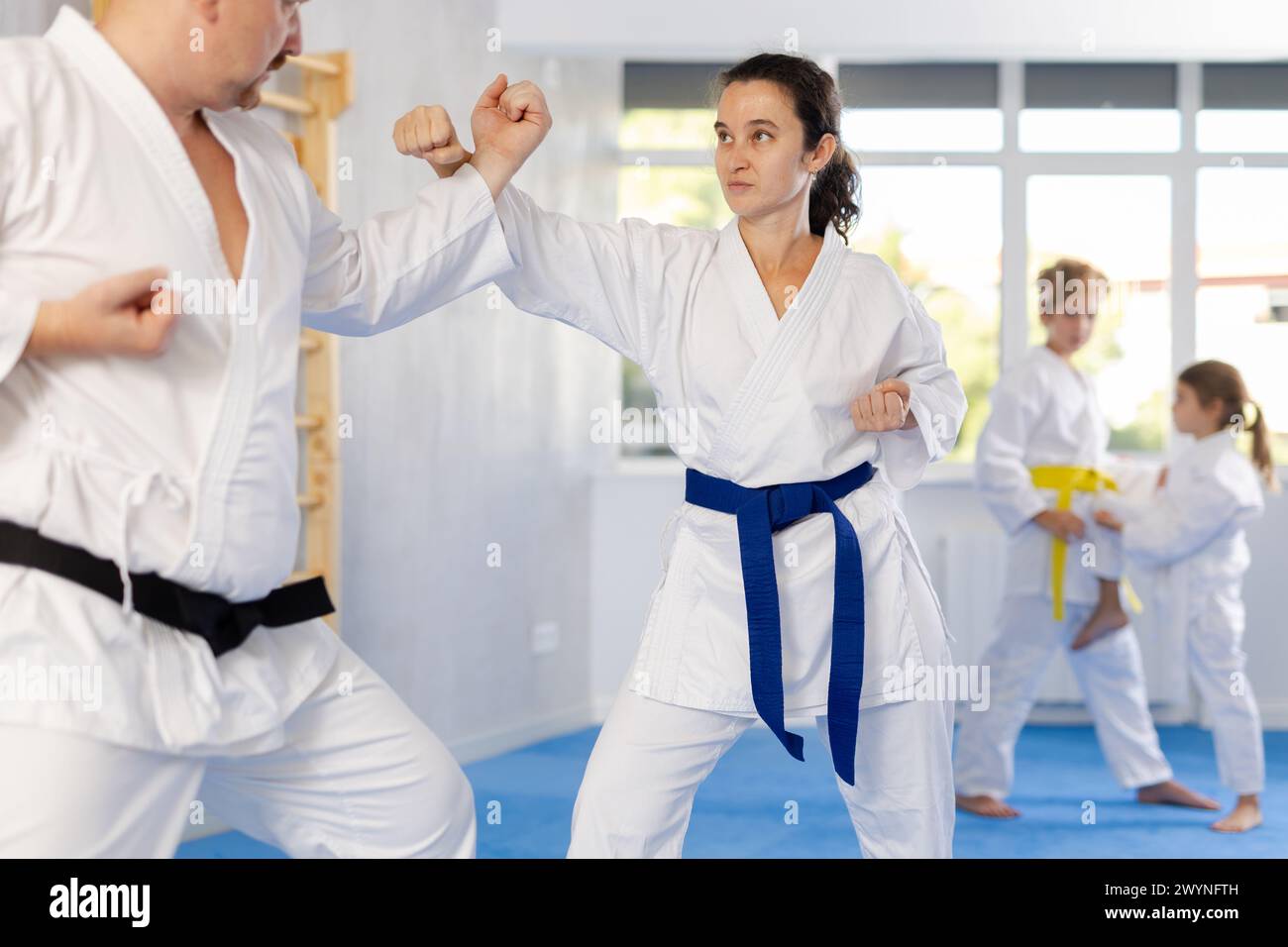 Adult brother sister fighting hi-res stock photography and images - Alamy