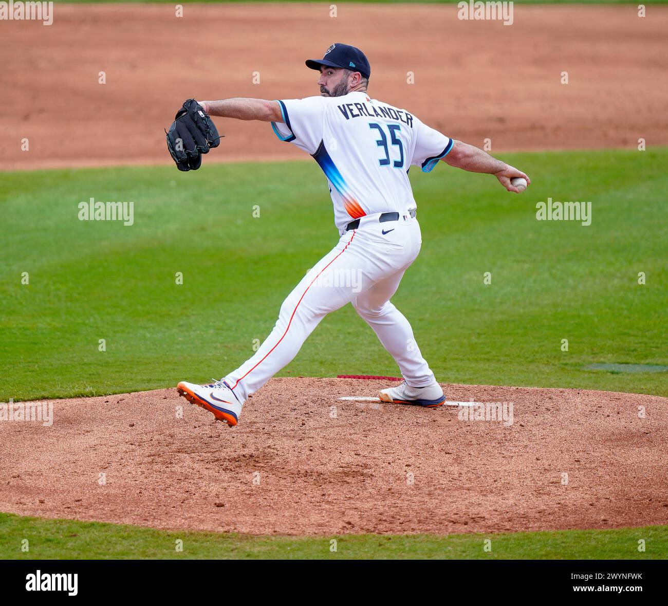 Sugarland, Texas, USA. 7th Apr, 2024. April 7, 2024- Sugarland, Texas ...