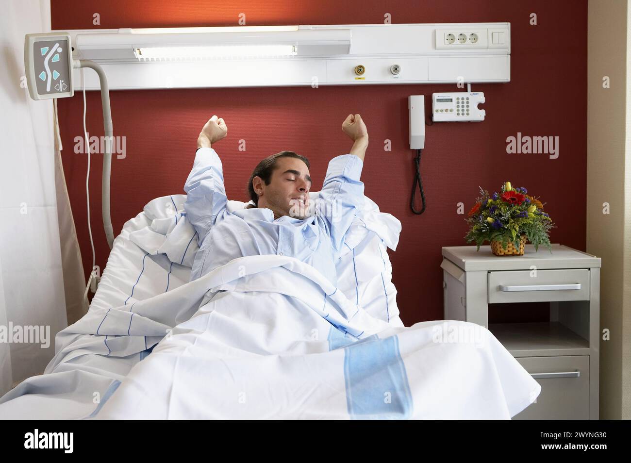 Patient comfort beds hi-res stock photography and images - Alamy