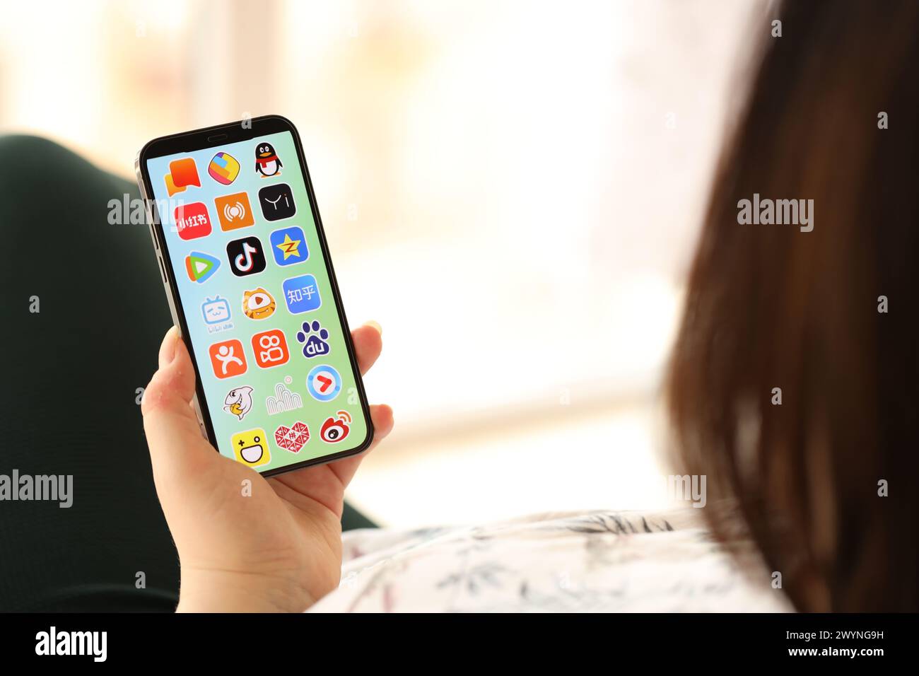 Pinduoduo sharechat hi-res stock photography and images - Alamy