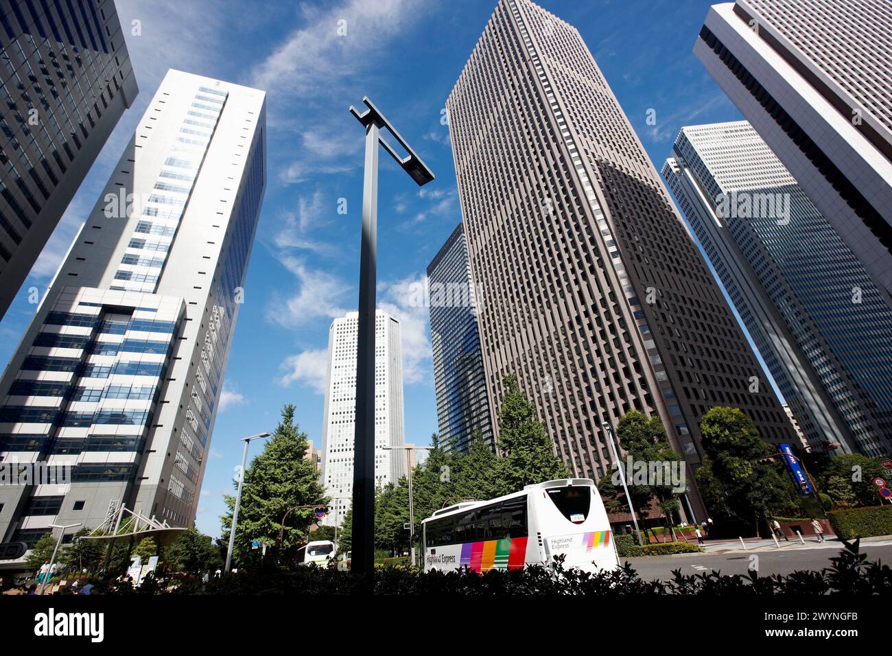 Scraper vehicles hi-res stock photography and images - Alamy