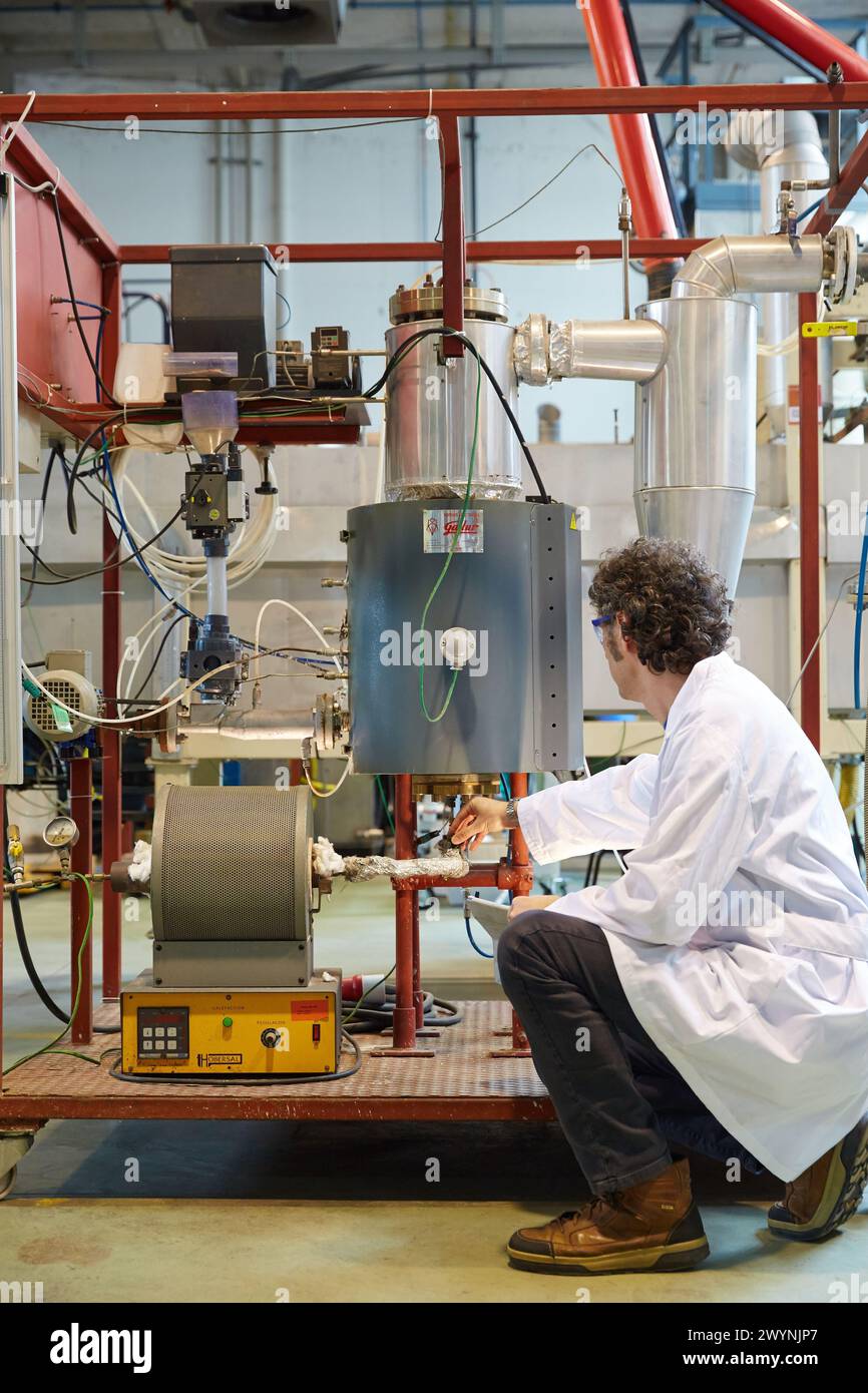 Gasifier biomass hi-res stock photography and images - Alamy