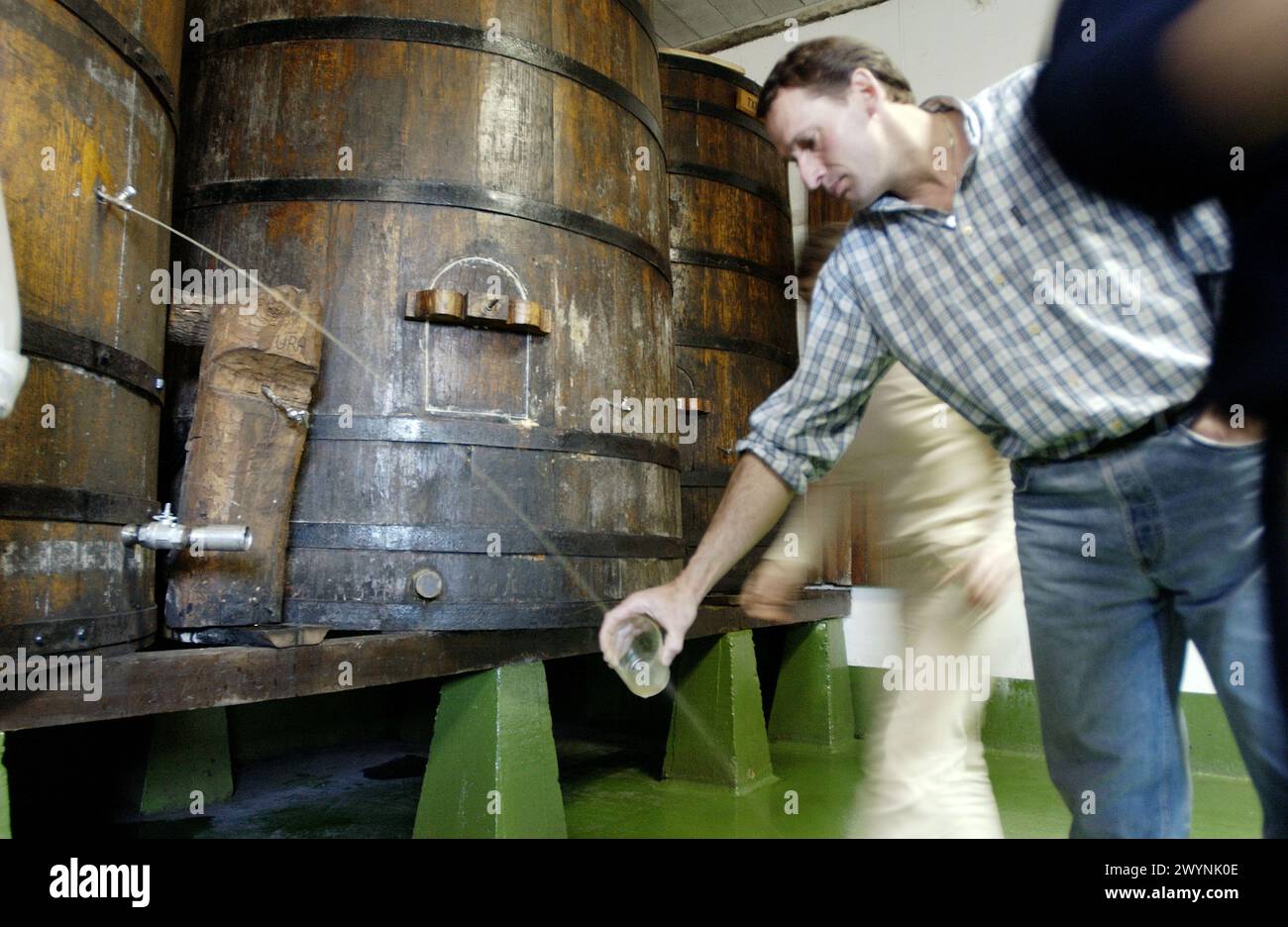 Basque cider houses hi-res stock photography and images - Alamy