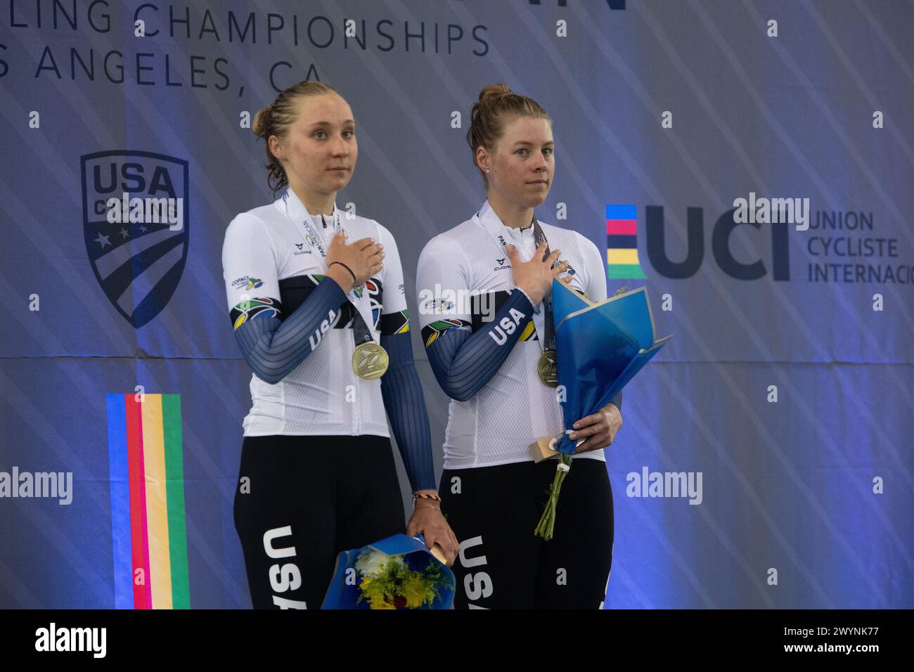 Gold medal winners podium hi-res stock photography and images - Alamy