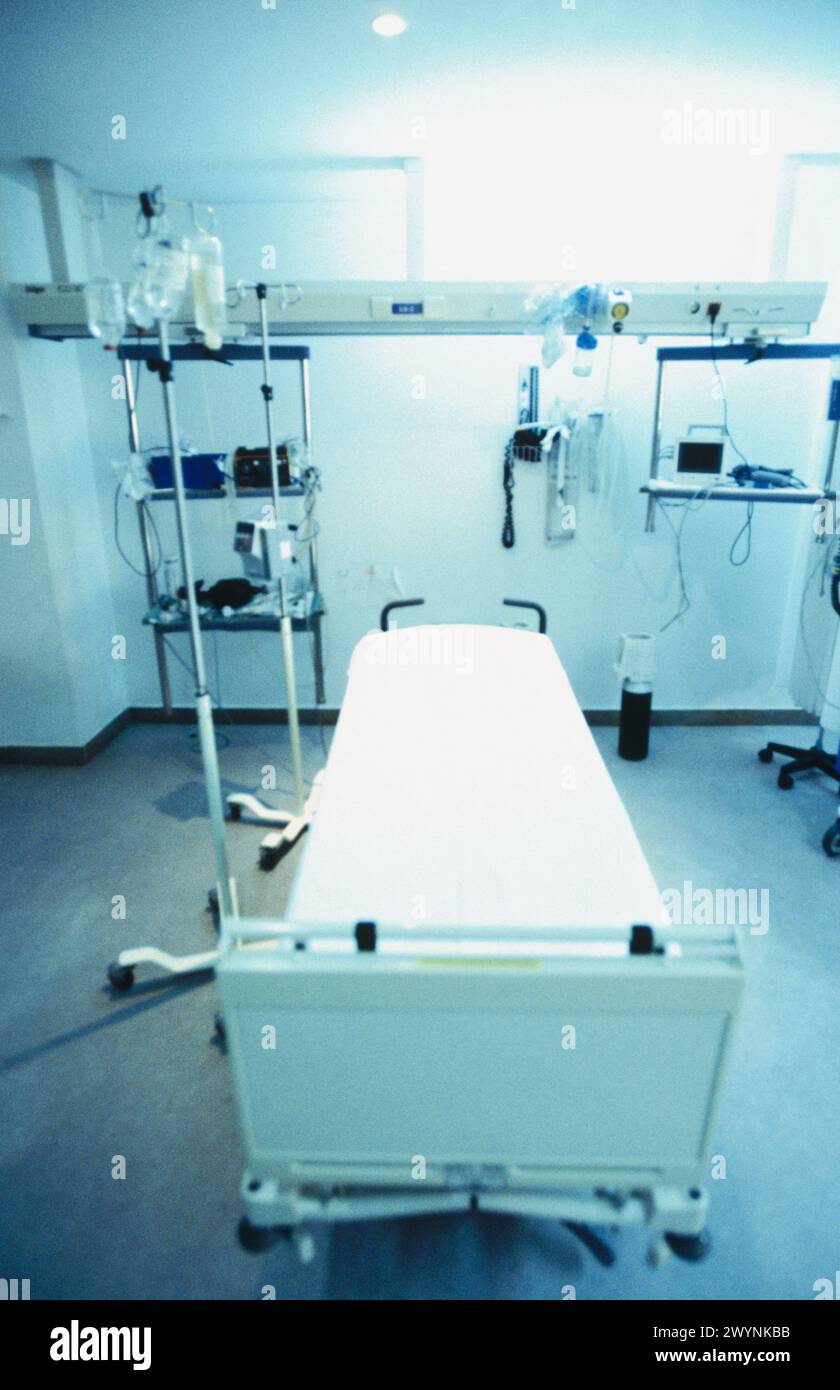 Hospital emergency room Stock Photo - Alamy