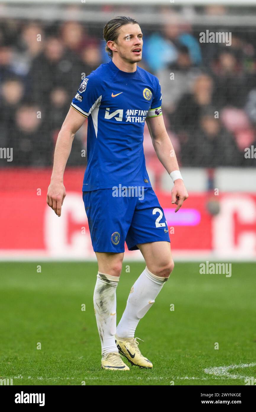 Conor gallagher chelsea april 2024 hi-res stock photography and images ...
