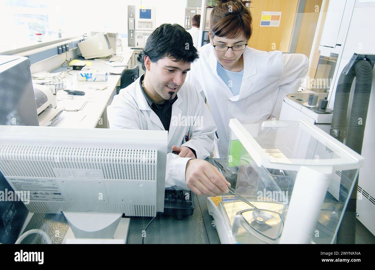 Leco TCH600 automatic Nitrogen/Oxygen/Hydrogen determinator, chemical ...