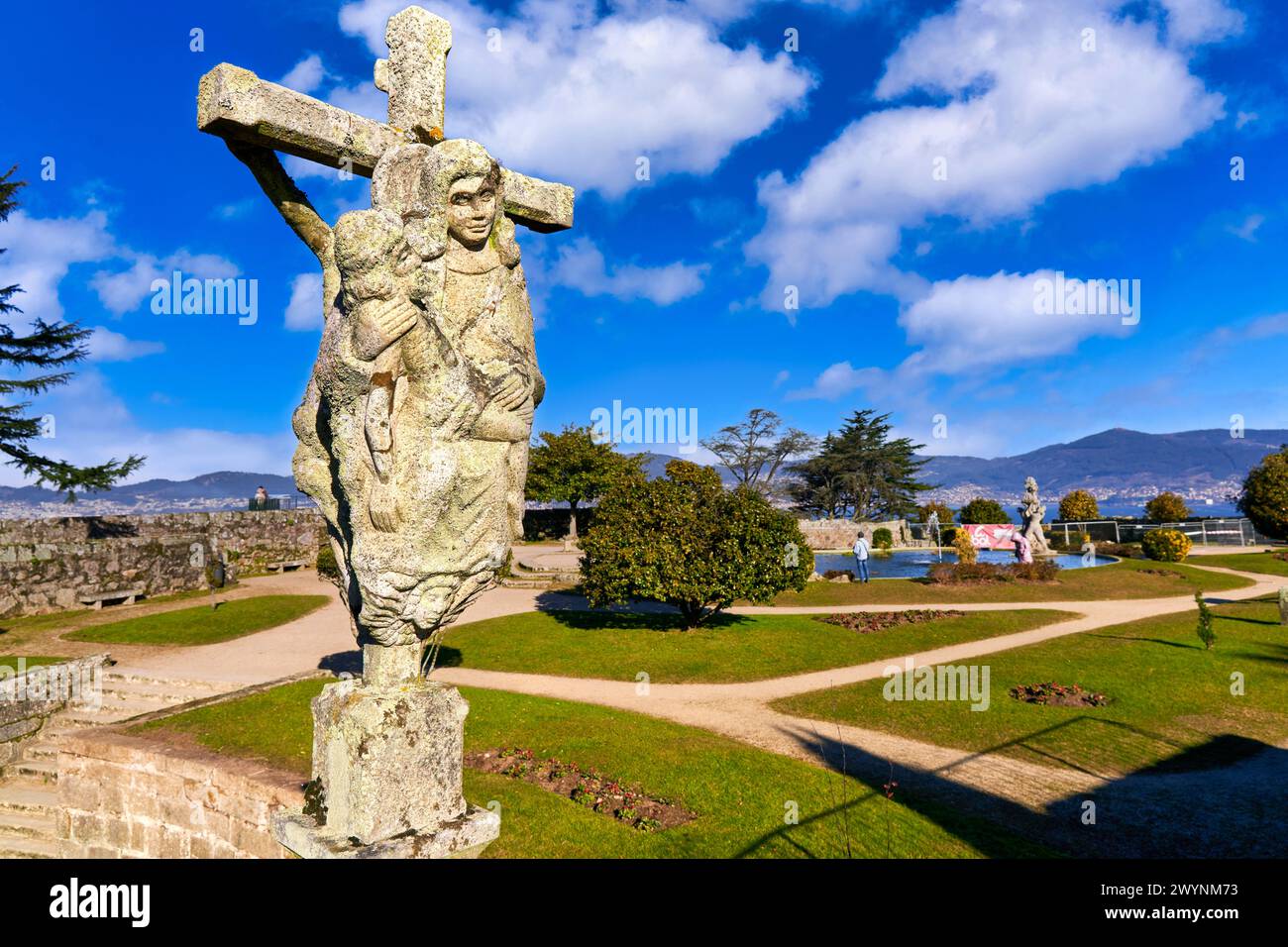 Cruceiro da Fortaleza do Castro, Parque Monte do Castro, Vigo ...