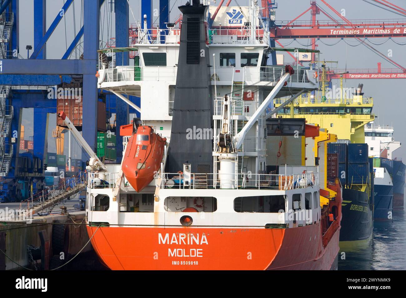 Loading cargo ships, Port of Bilbao, Santurtzi. Biscay, Euskadi, Spain ...