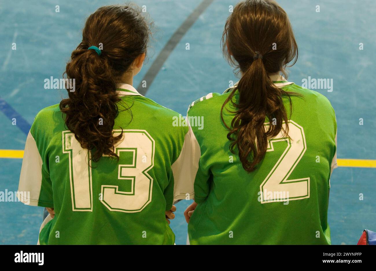 Girls handball hi-res stock photography and images - Alamy