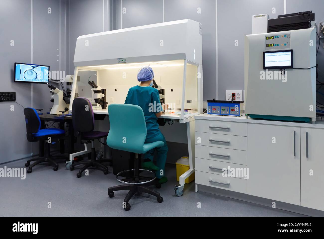 Day procedure unit hi-res stock photography and images - Alamy