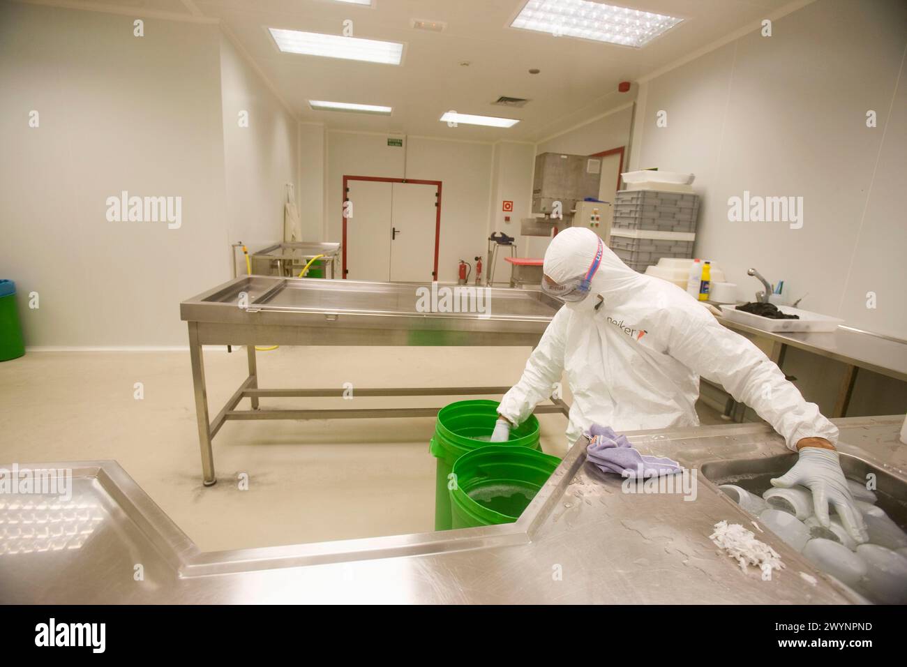 Necropsy room laboratory hi-res stock photography and images - Alamy