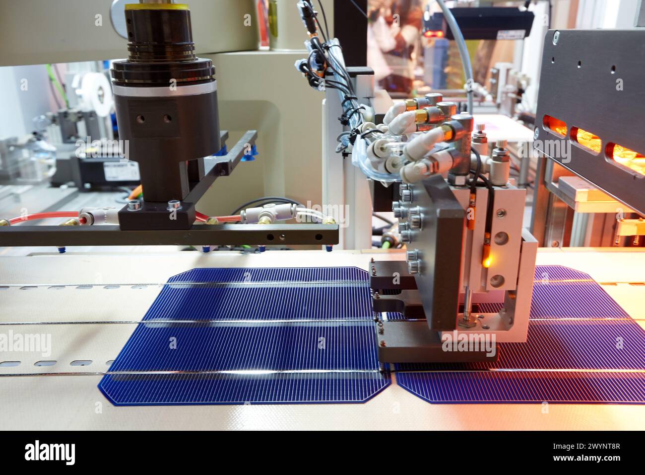 Photovoltaic cell laboratory hi-res stock photography and images - Alamy