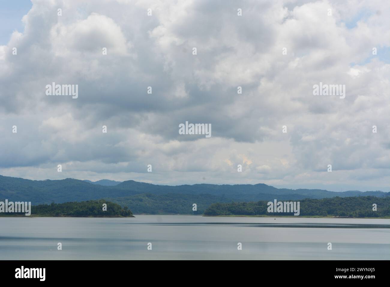 The Wadaslintang Reservoir Dam in Wonosobo, Indonesia Stock Photo - Alamy