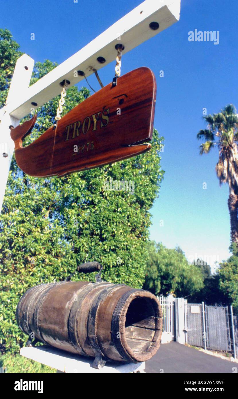 Original looking mailbox in the U.S.A Stock Photo - Alamy