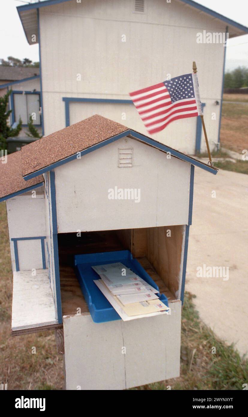 Original looking mailbox in the U.S.A Stock Photo - Alamy