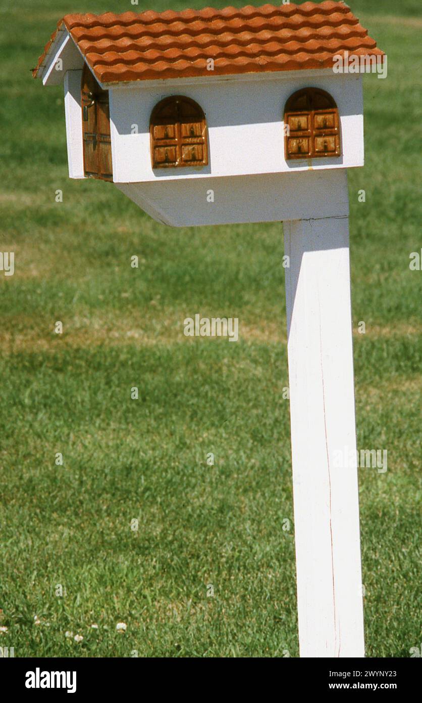 Original looking mailbox in the U.S.A Stock Photo - Alamy