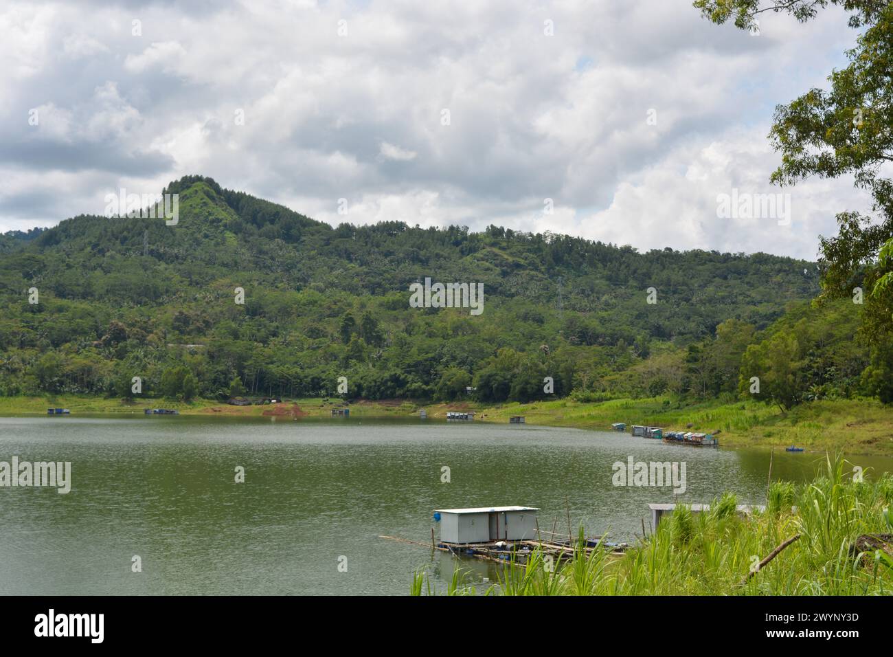 The Wadaslintang Reservoir Dam in Wonosobo, Indonesia Stock Photo - Alamy