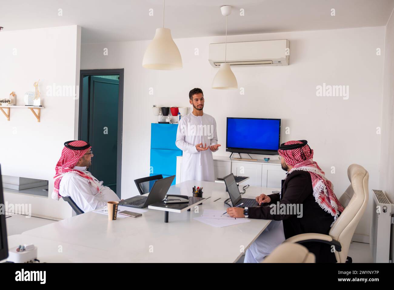 Crafting compelling presentation strategies and articulating the ...