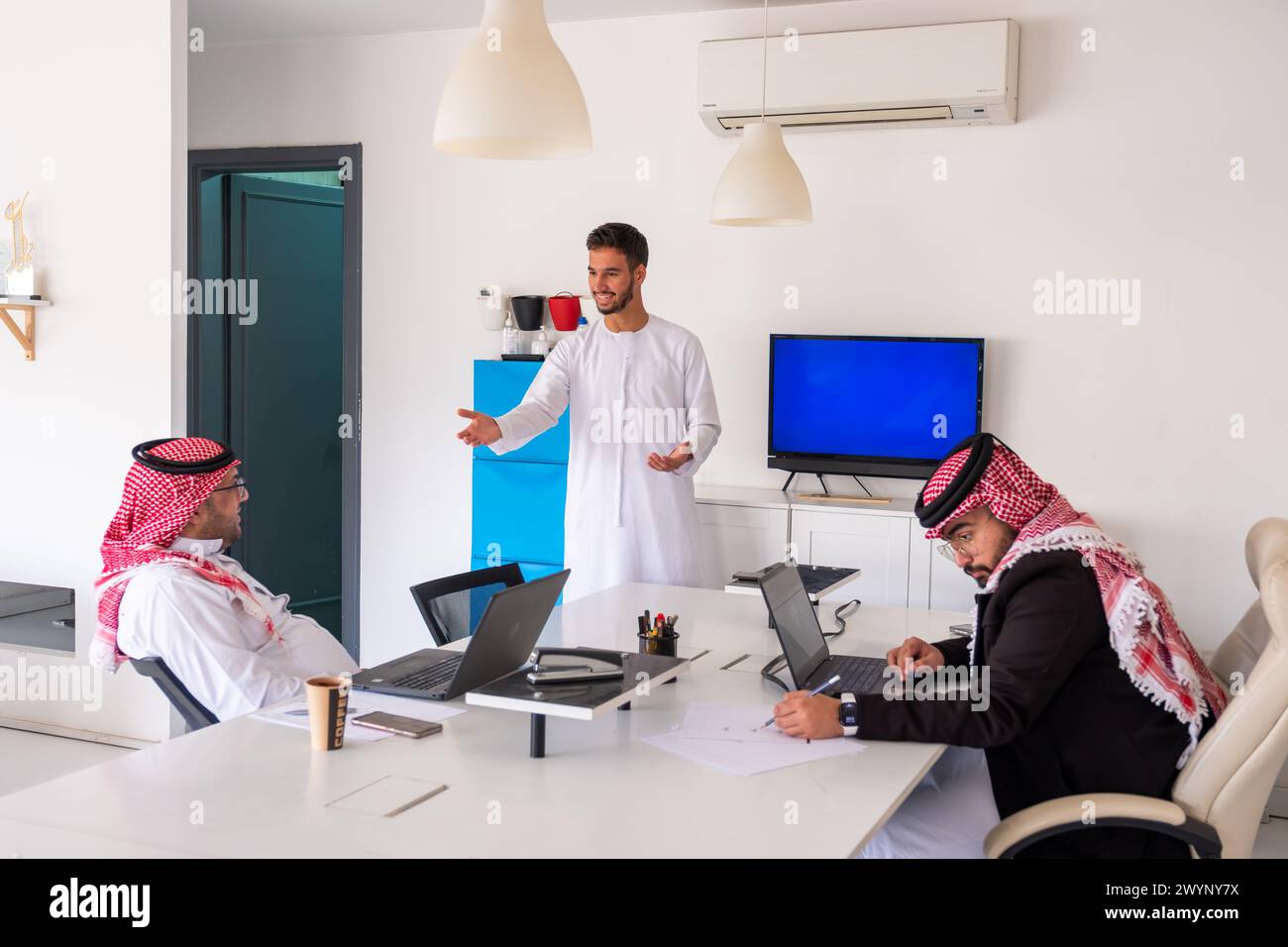 Crafting compelling presentation strategies and articulating the ...