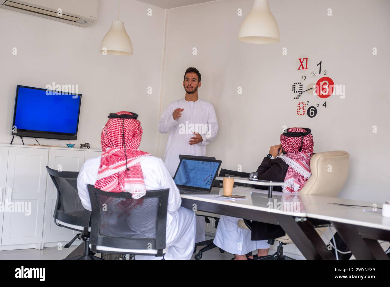 Crafting compelling presentation strategies and articulating the ...