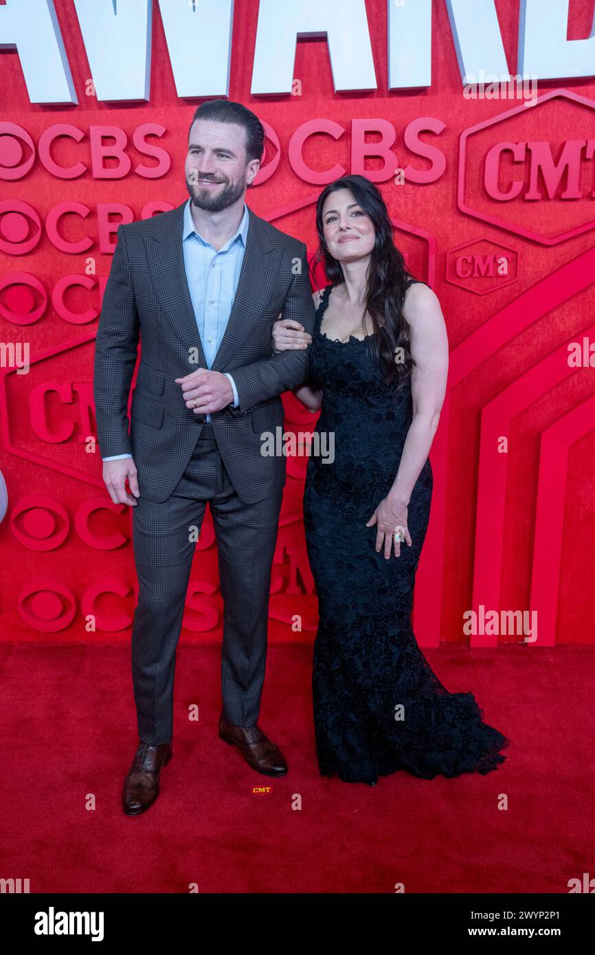 Sam hunt and hannah lee fowler hi-res stock photography and images - Alamy