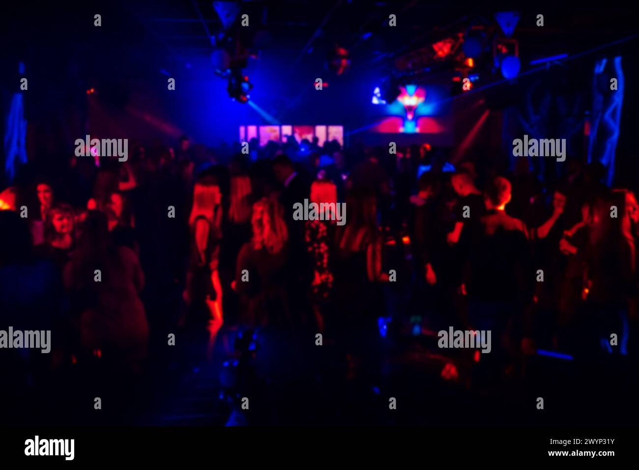 Out focus crowd in concert hi-res stock photography and images - Alamy
