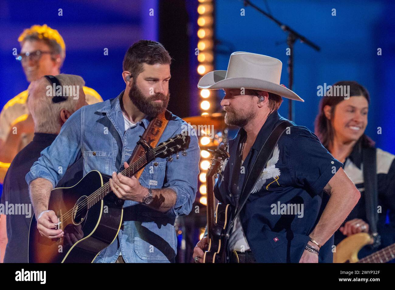 2024 cmt music show hi-res stock photography and images - Alamy