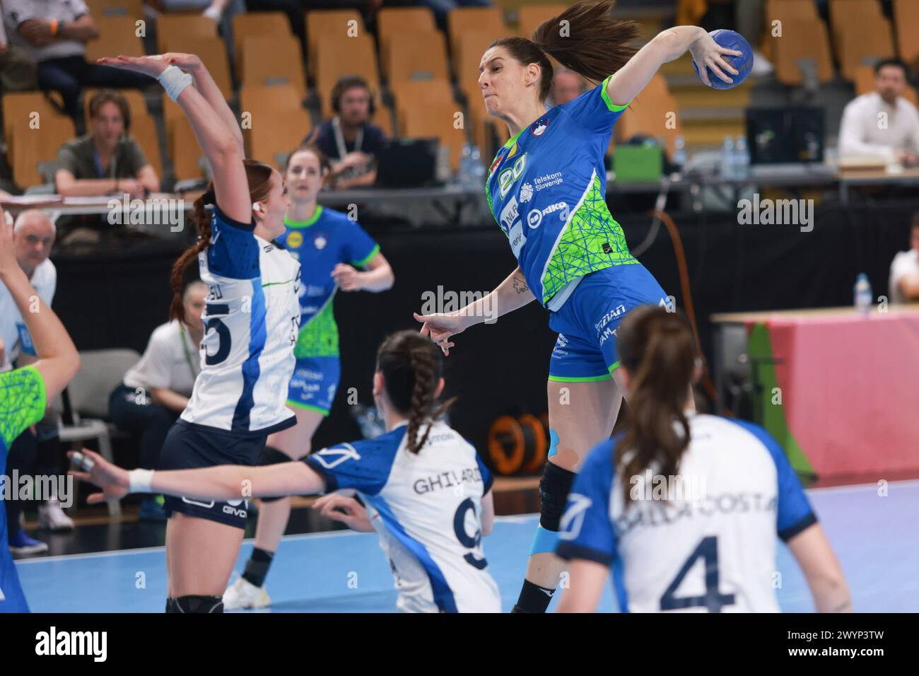 Ljubljana, Slovenia. 7th Apr, 2024. Alja Varagic (Up R) of Slovenia ...