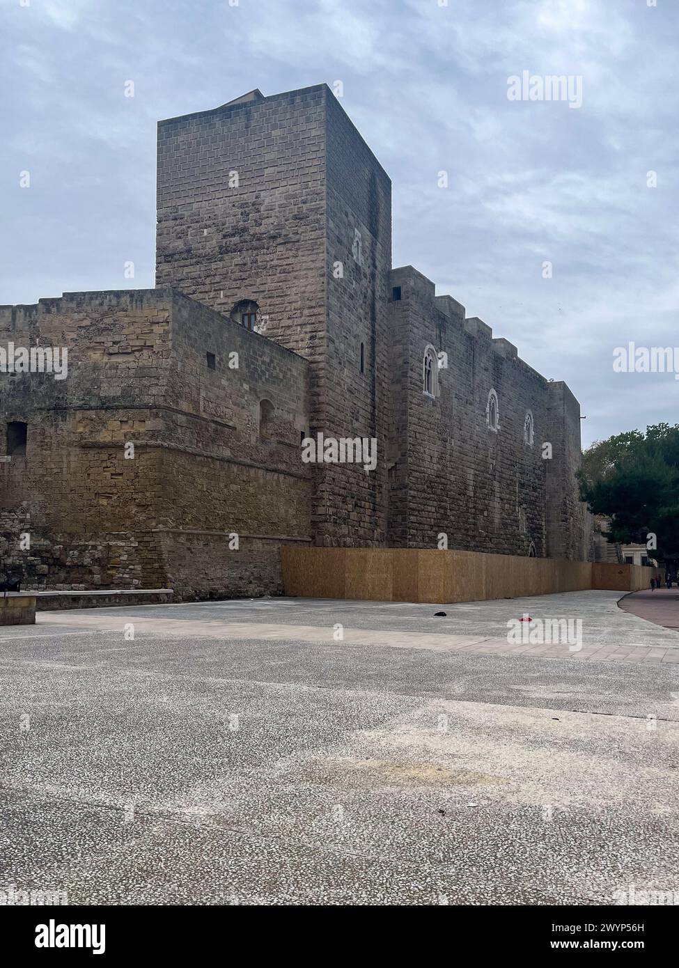 Bari, Italy, springtime, Castle,Castello Svevo di Bari, Castello ...