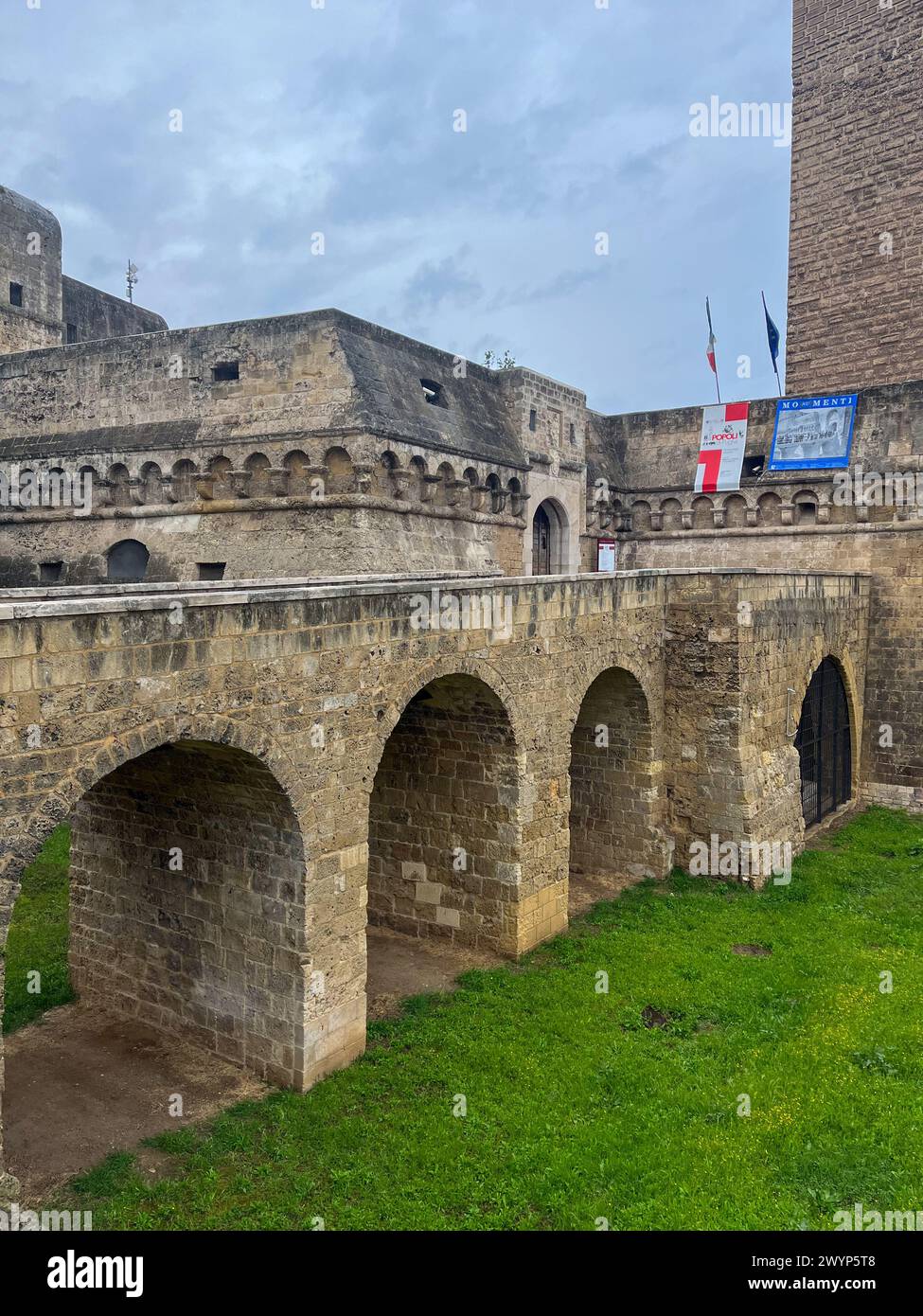 Bari, Italy, springtime, Castle,Castello Svevo di Bari, Castello ...