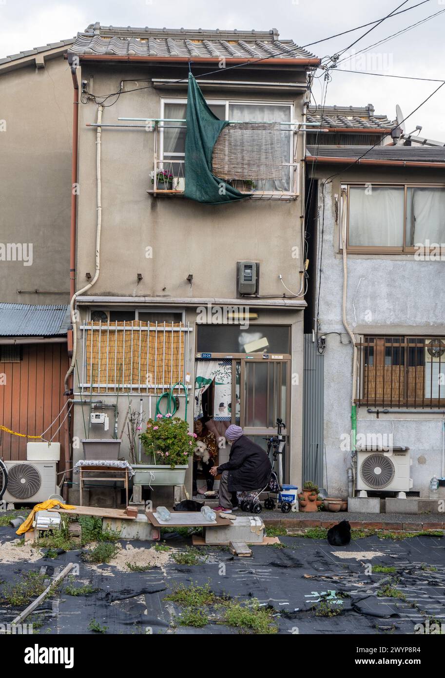 Low income neighbourhood in Osaka,Japan Stock Photo - Alamy
