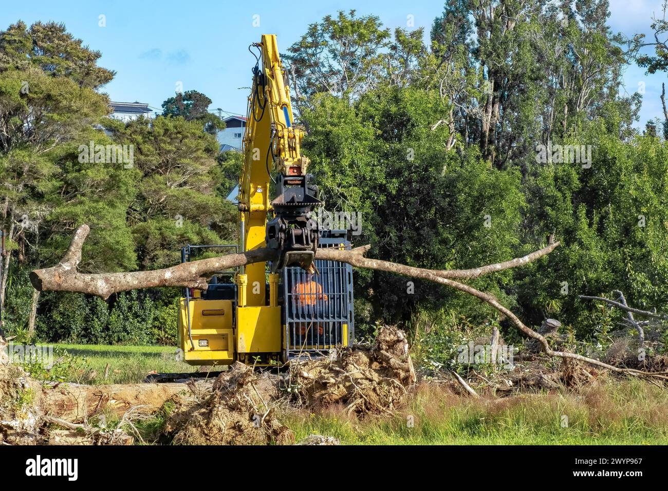 Clean digger hi-res stock photography and images - Alamy