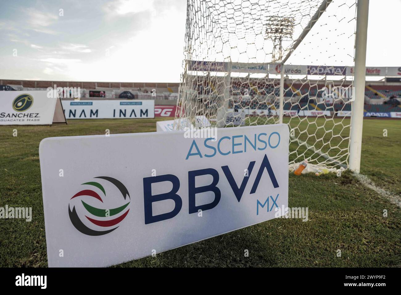 Porteria de futbol hi-res stock photography and images - Alamy