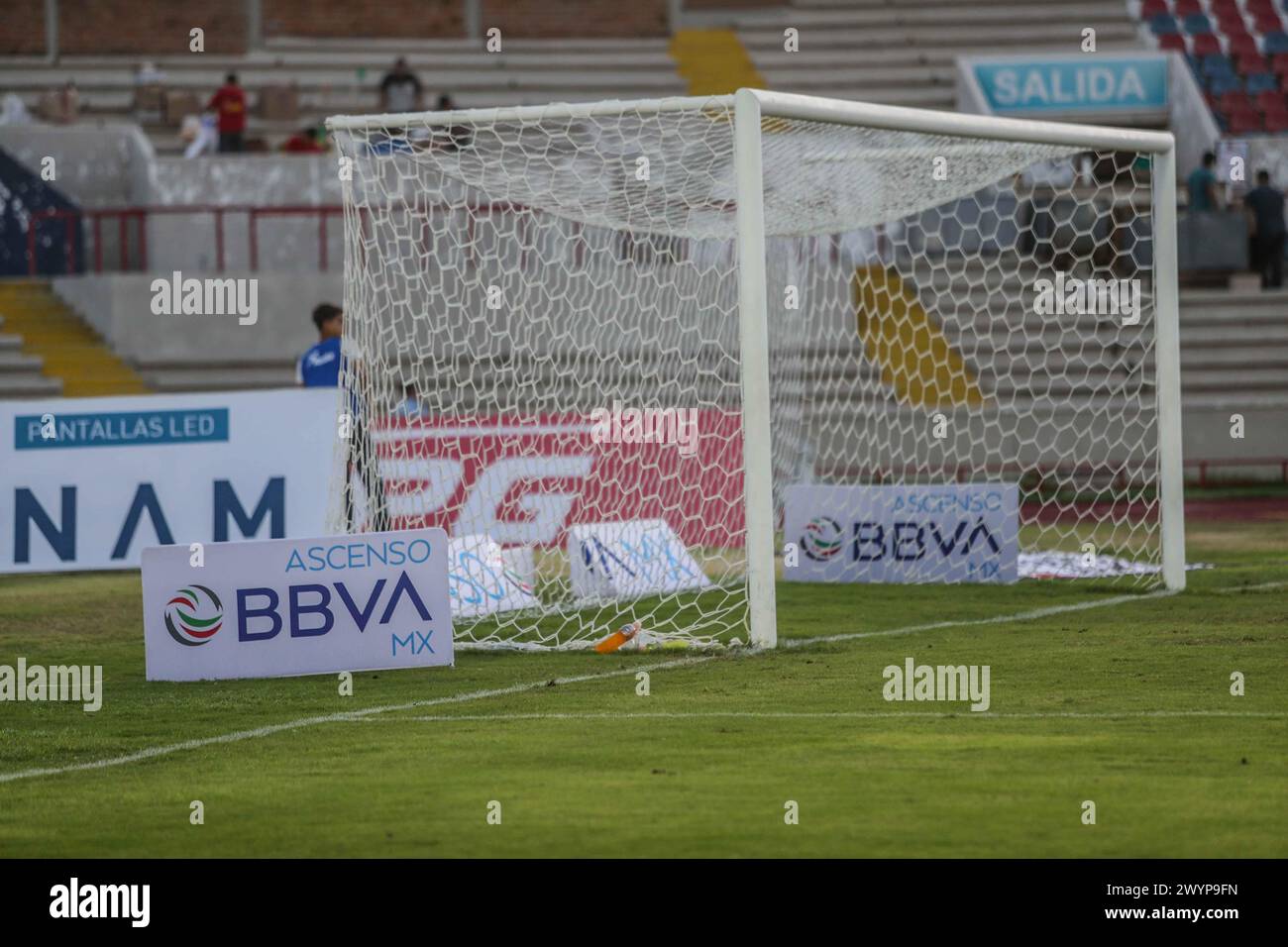Porteria de futbol hi-res stock photography and images - Alamy