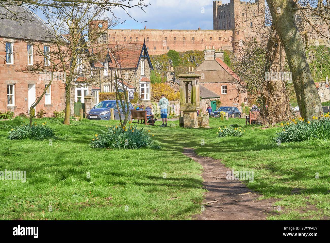 Village bamburgh famous castle hi-res stock photography and images - Alamy