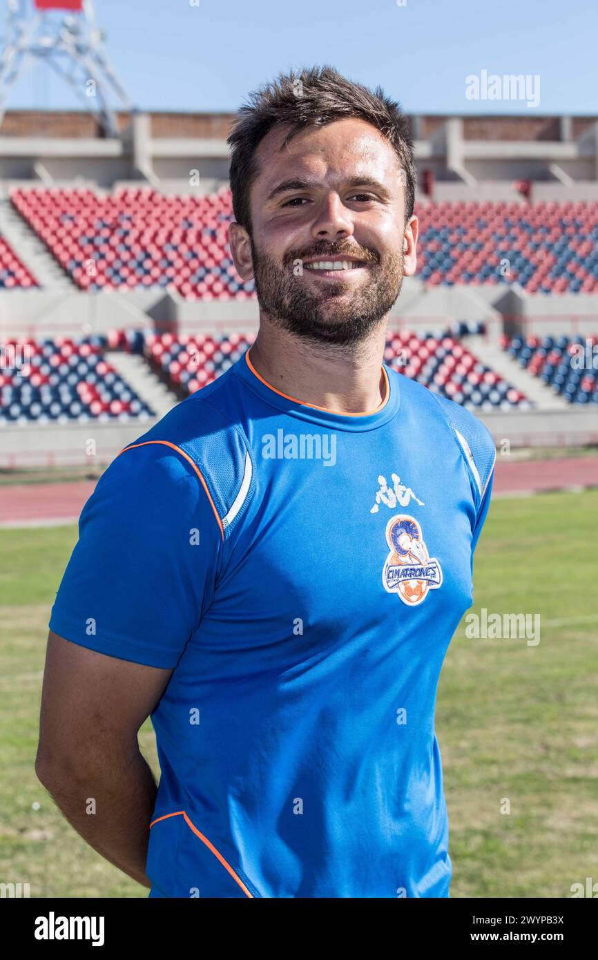 Cuerpo fisico hi-res stock photography and images - Alamy