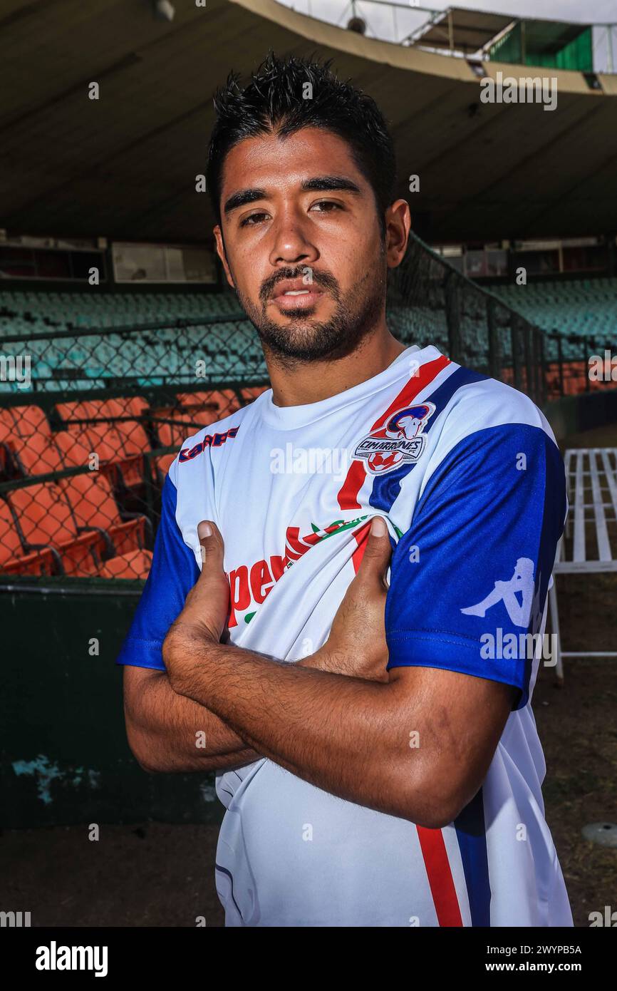 Flores de espino hi-res stock photography and images - Alamy