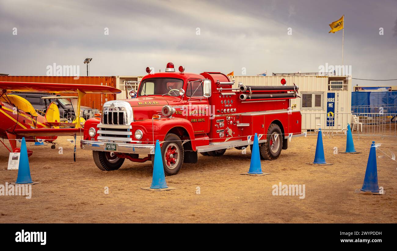 Melbourne fire truck vehicle hi-res stock photography and images - Alamy